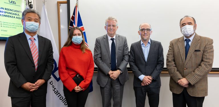 Conversamos de política comercial junto al embajador de Australia ...