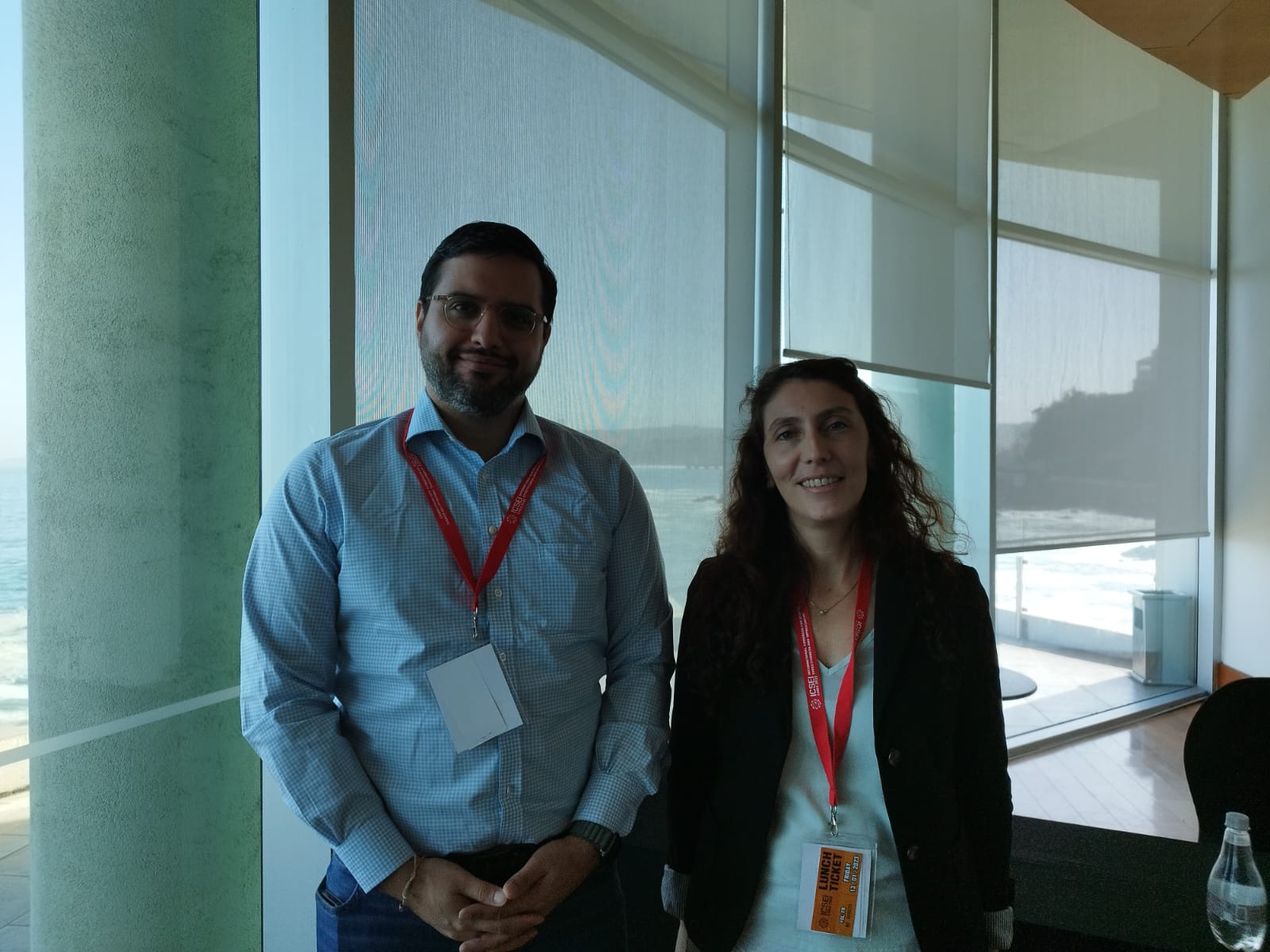 Académicos y titulados de la Facultad de Gobierno participan en ...